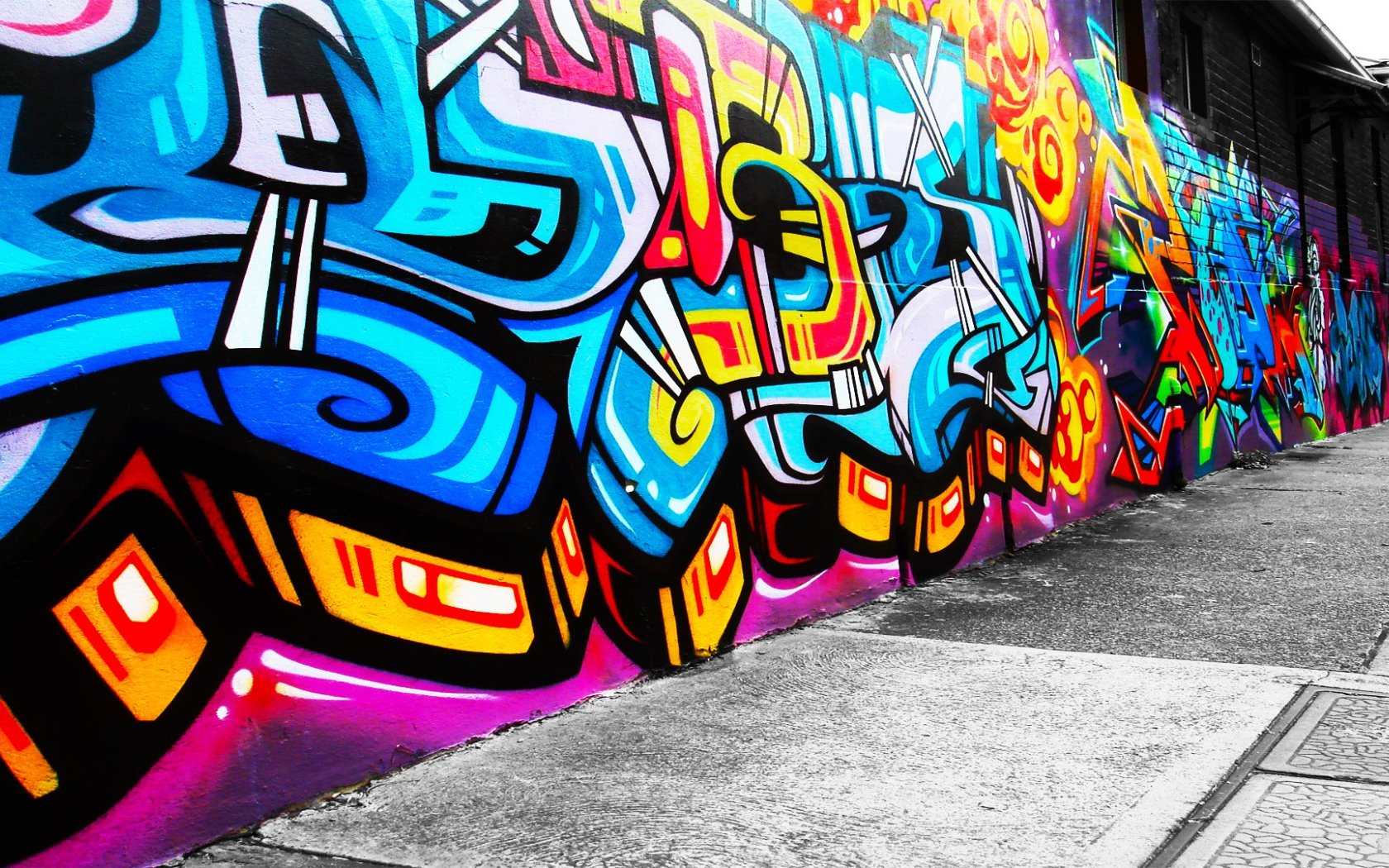 Download Artistic Graffiti Wallpaper