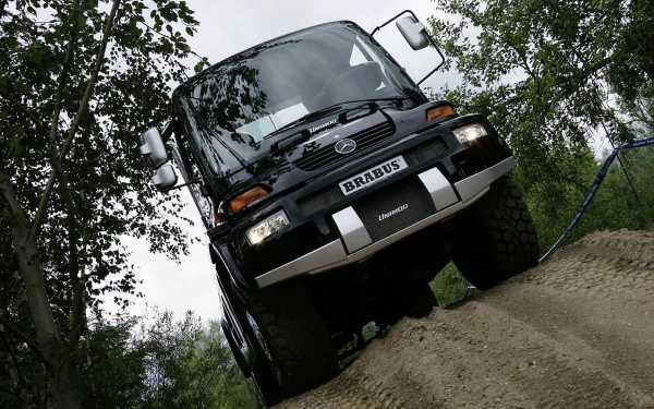 Mercedes-Benz Unimog Wallpapers