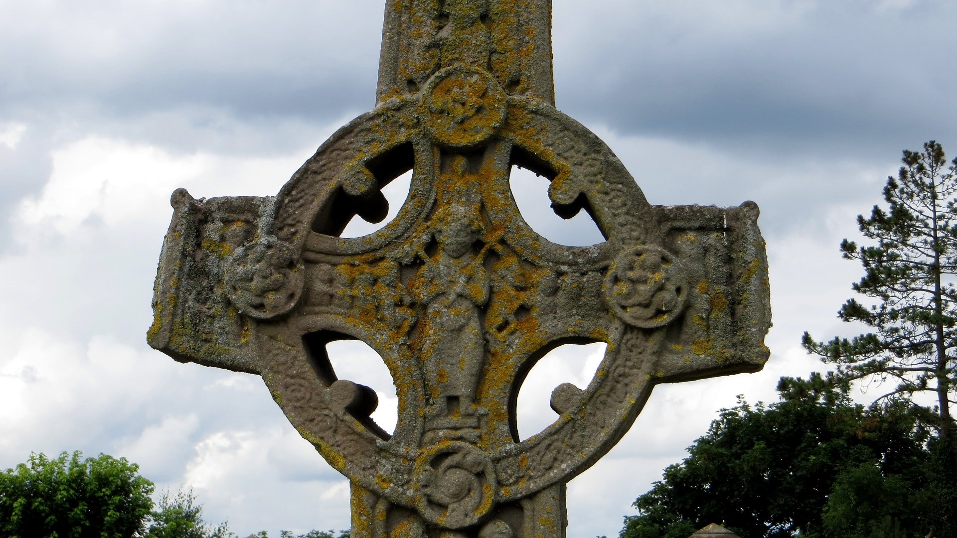 Download Monastery Cross Ireland Clonmacnoise Religious Clonmacnoise ...