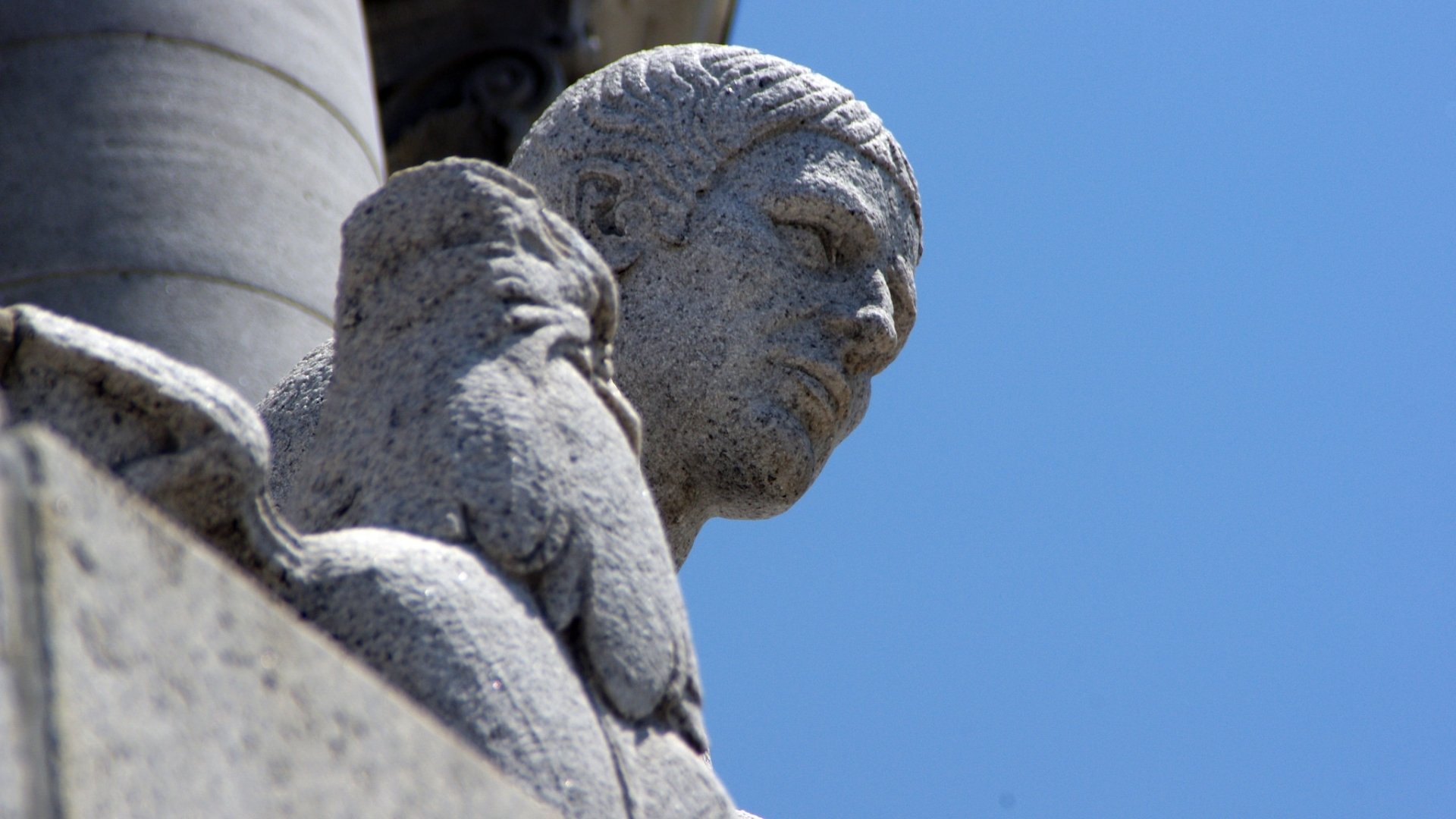 Download Man Made Statue HD Wallpaper