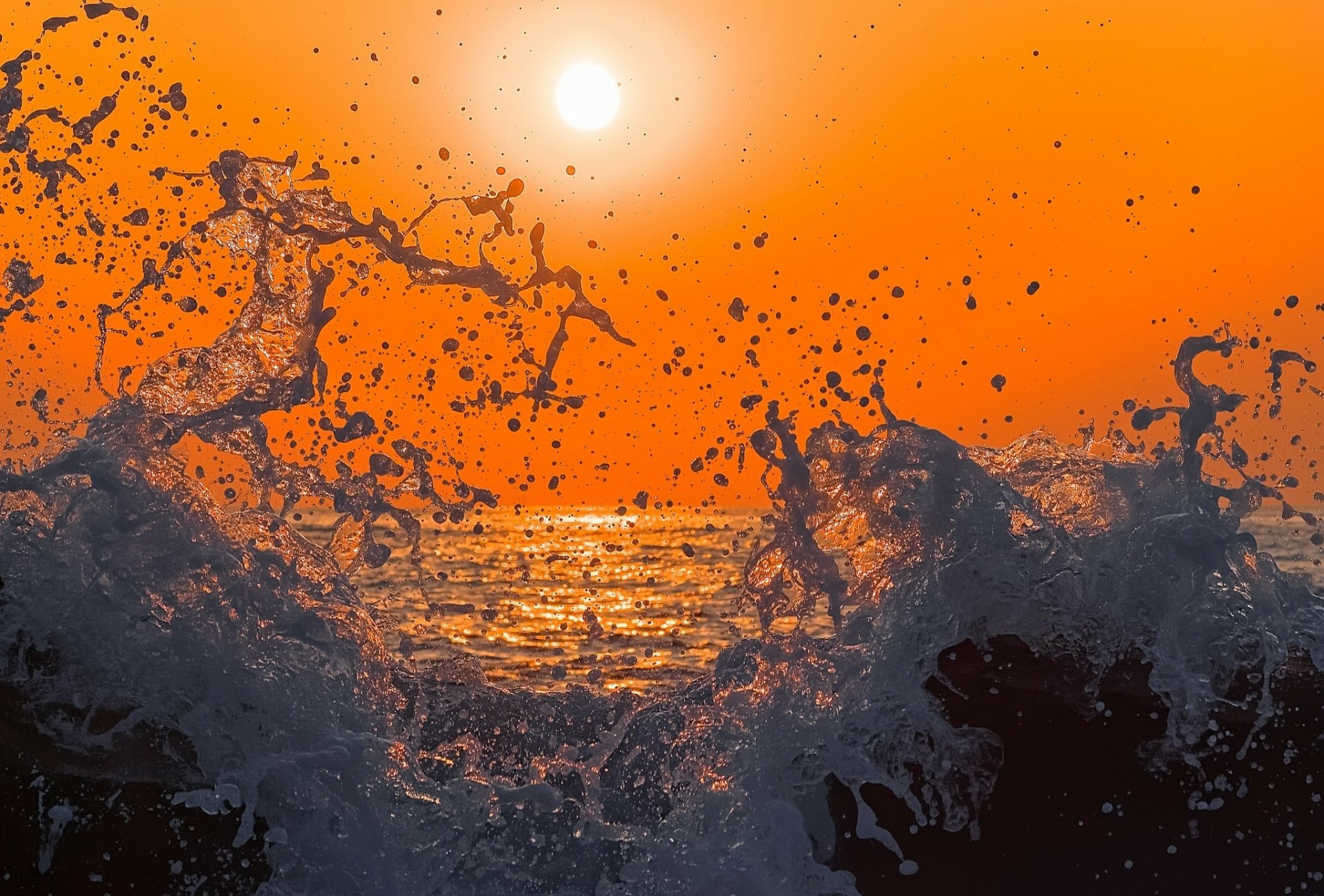 Download Sunset Sun Sea Splash Nature Wave HD Wallpaper