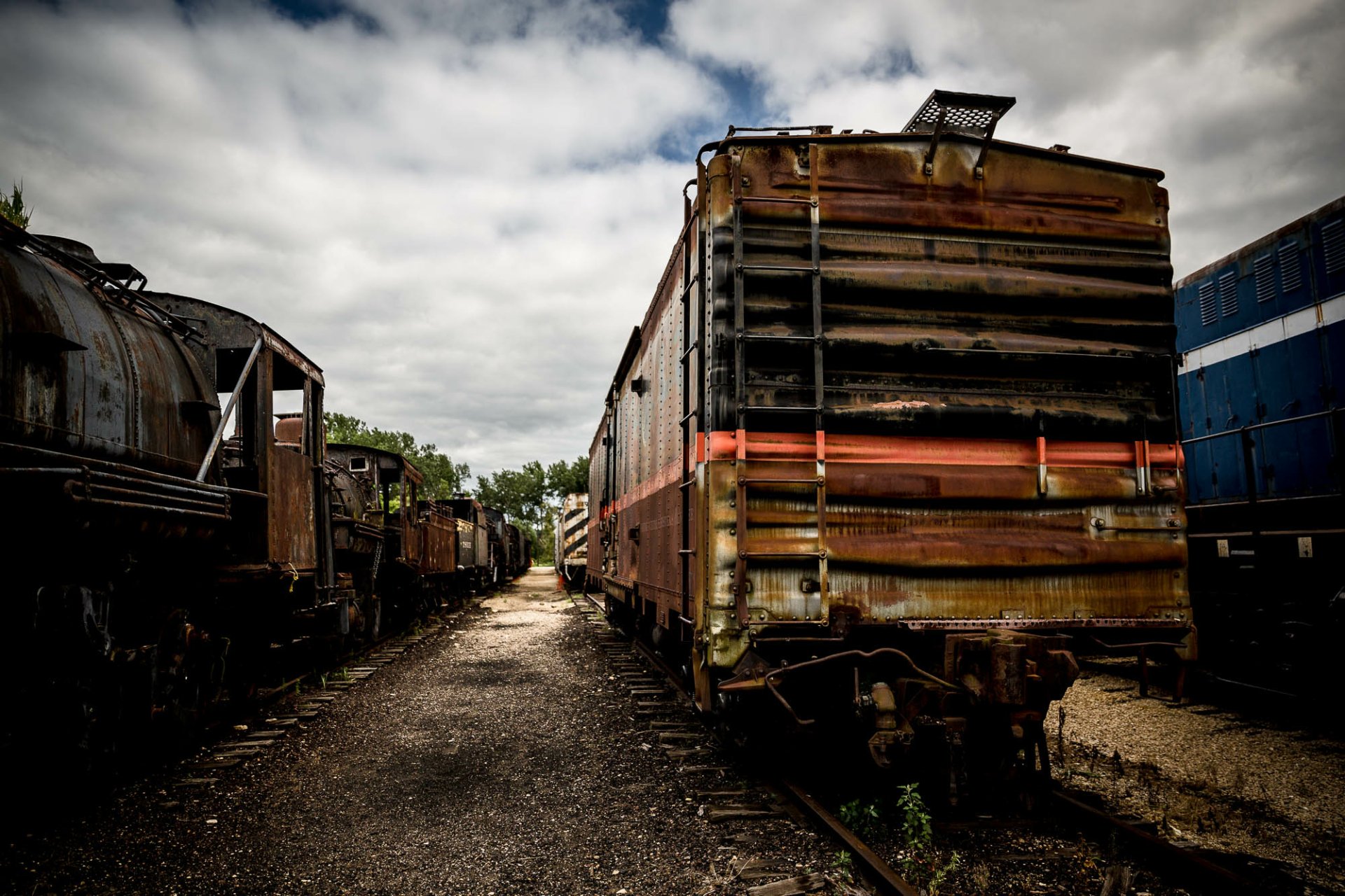 Download Vehicle Train HD Wallpaper