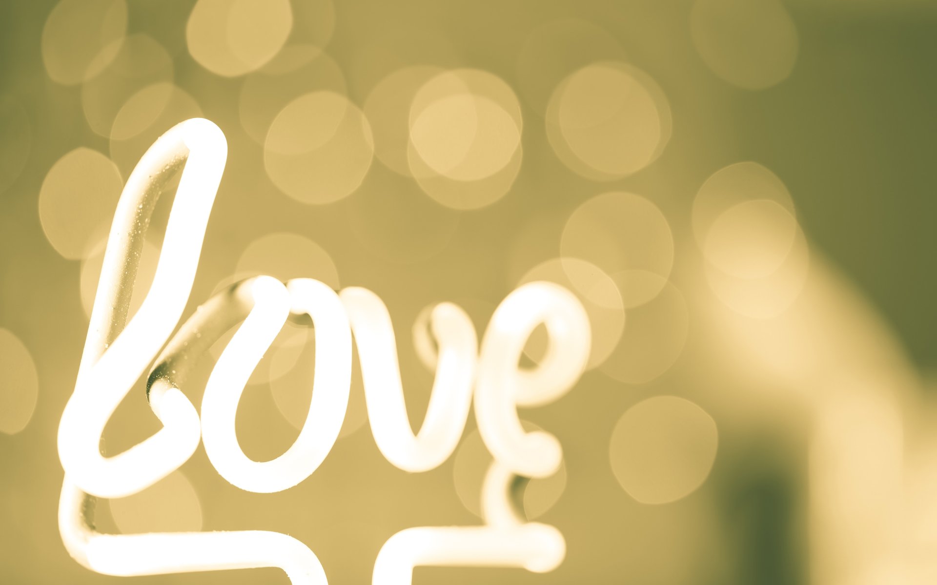 Golden Bokeh Love — Photography Wallpaper (2K Quad HD) | 2880x1800 ...