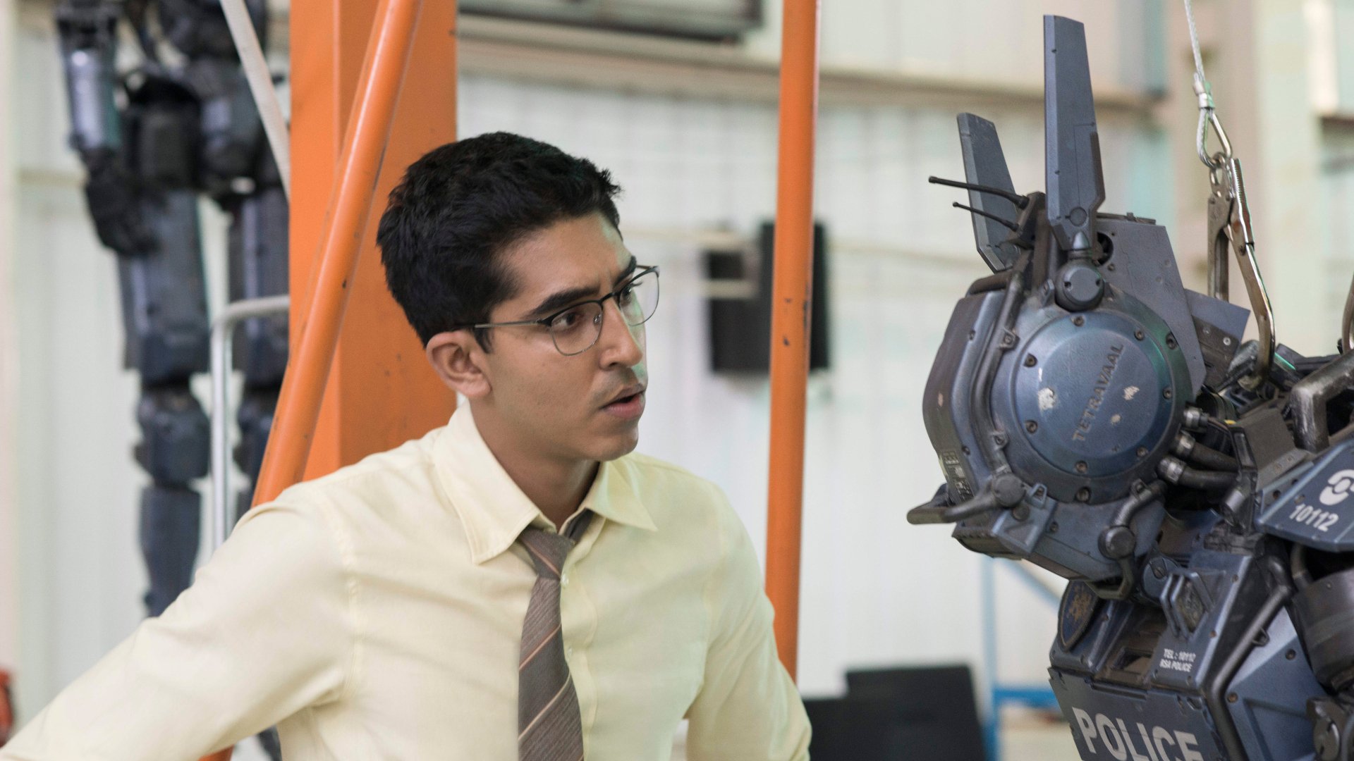 Download Dev Patel Deon Wilson Movie Chappie 4k Ultra HD Wallpaper