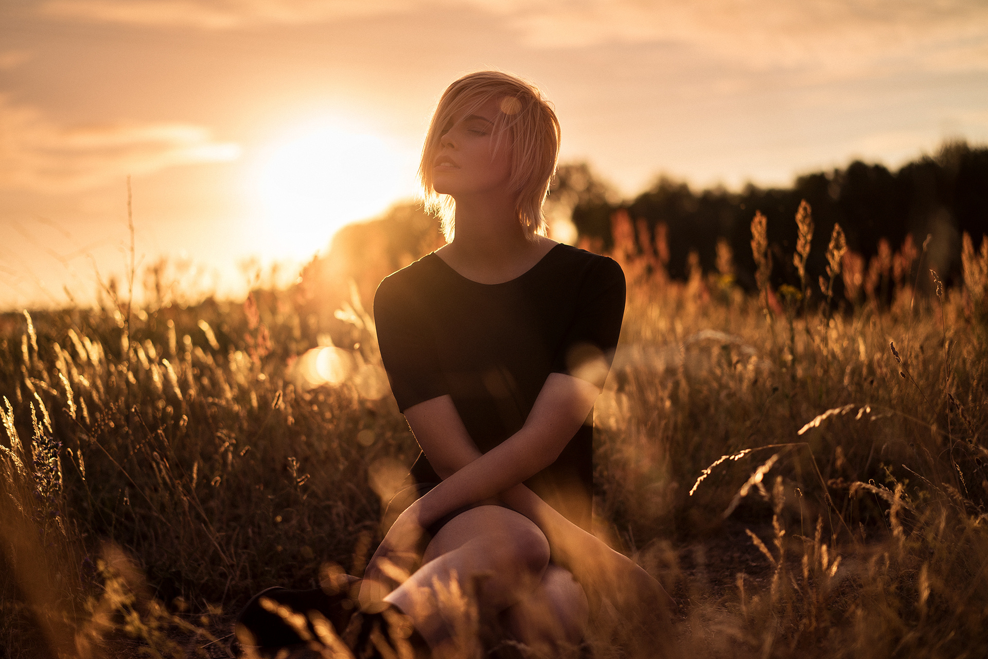 Download Field Blonde Sunset Model Woman Mood HD Wallpaper by Martin Kühn