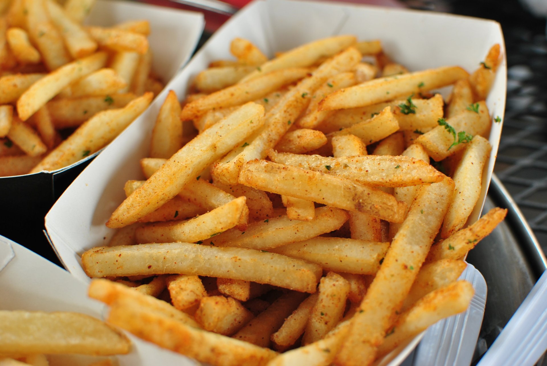 Crispy French Fries Delight | 4K Ultra HD Food Wallpaper