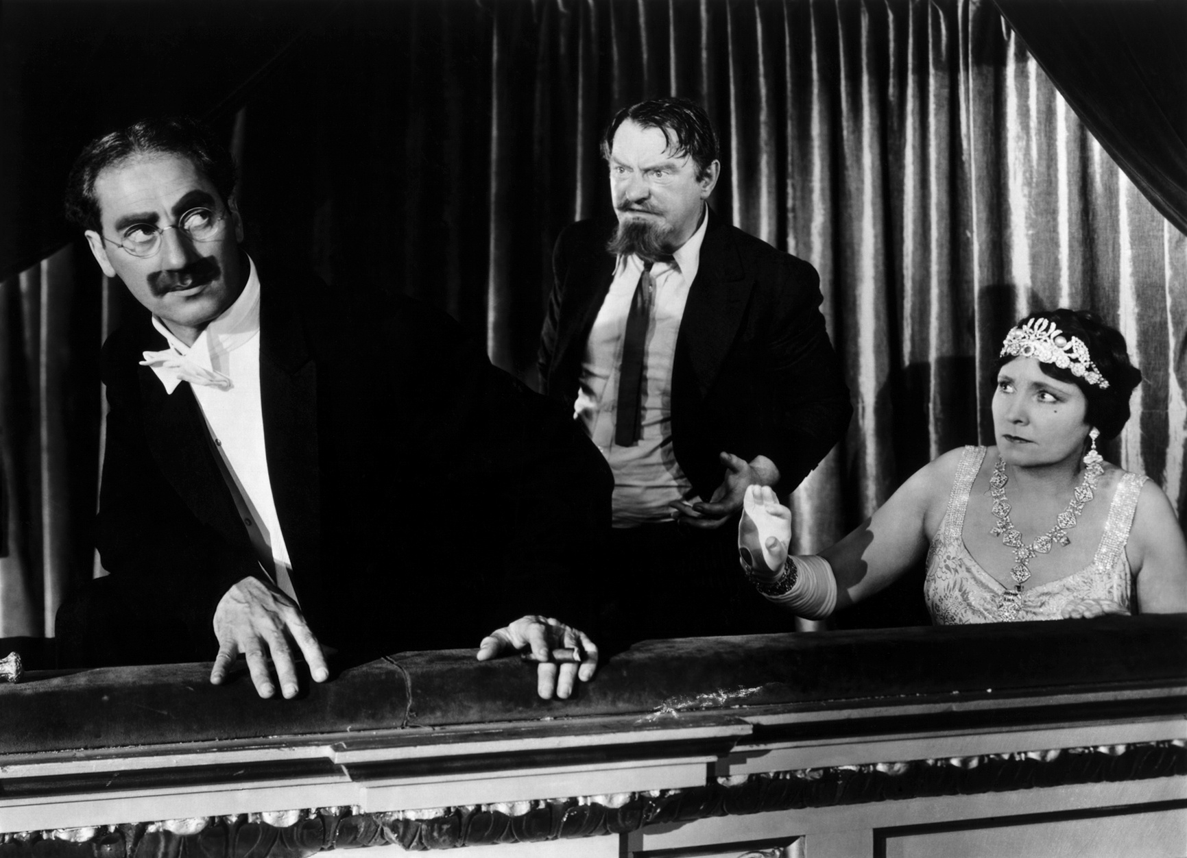 Movie A Night at the Opera HD Wallpaper