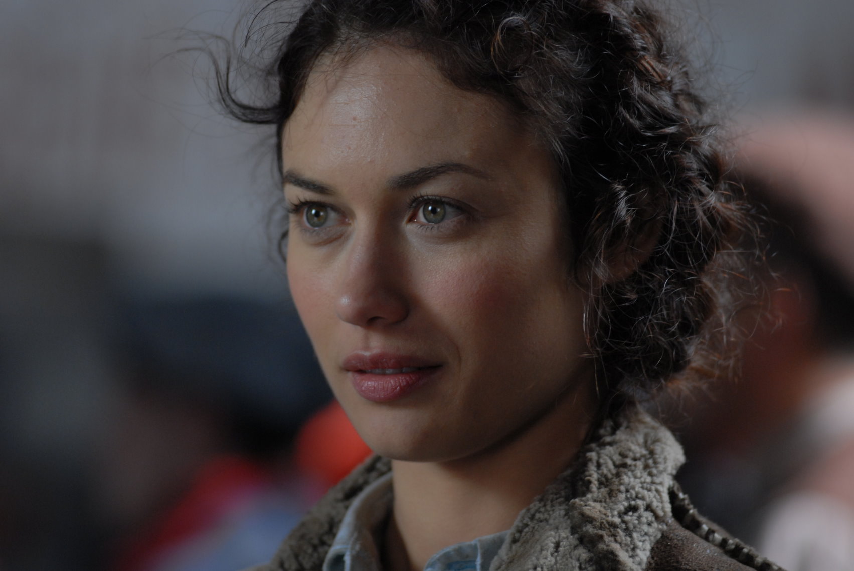 Download Celebrity Olga Kurylenko Wallpaper