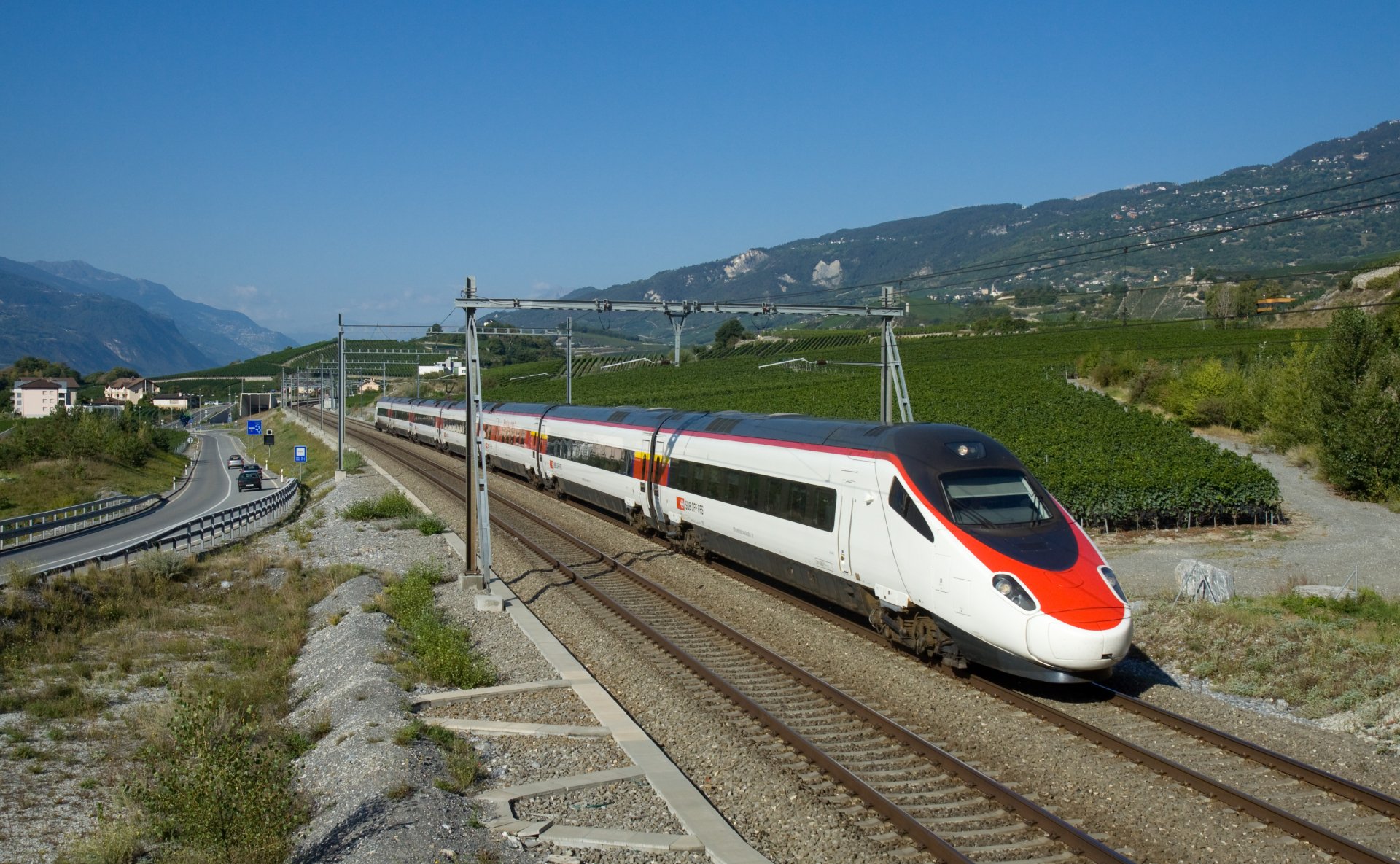 4K Ultra HD High-Speed Train Journey Through Scenic Landscapes