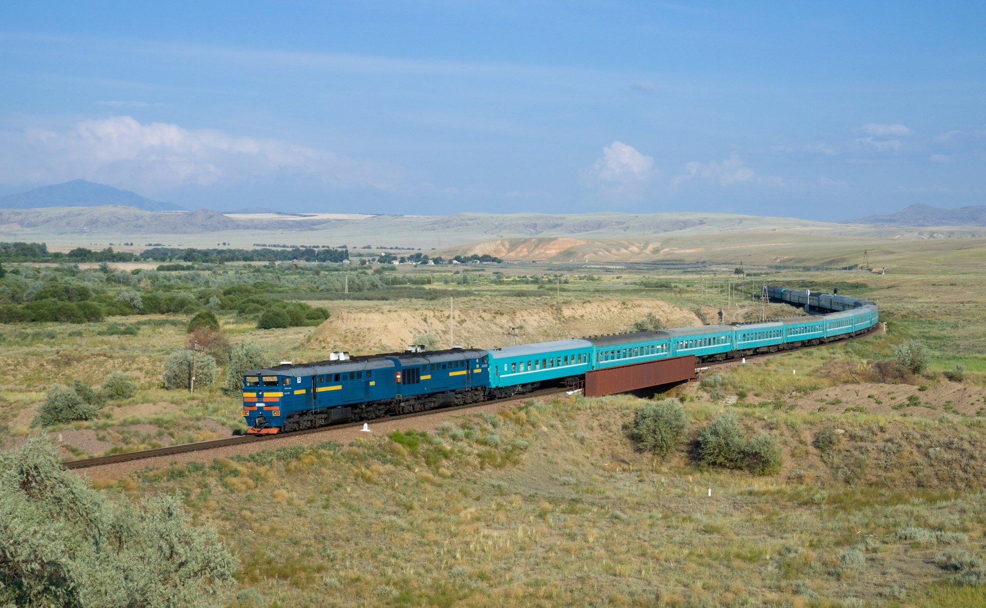 Download Vehicle Train 4k Ultra HD Wallpaper | 4364x2694 | Wallpaper Abyss