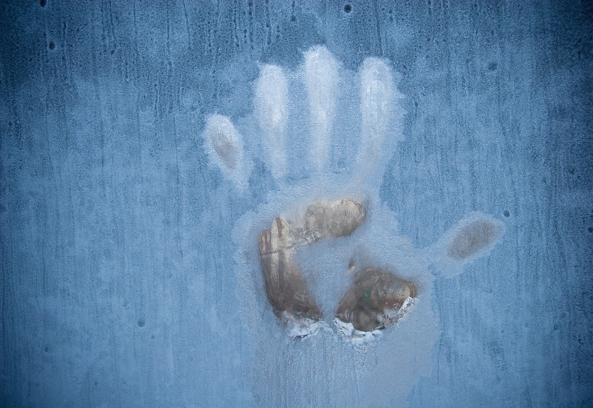 Handprint Wallpaper