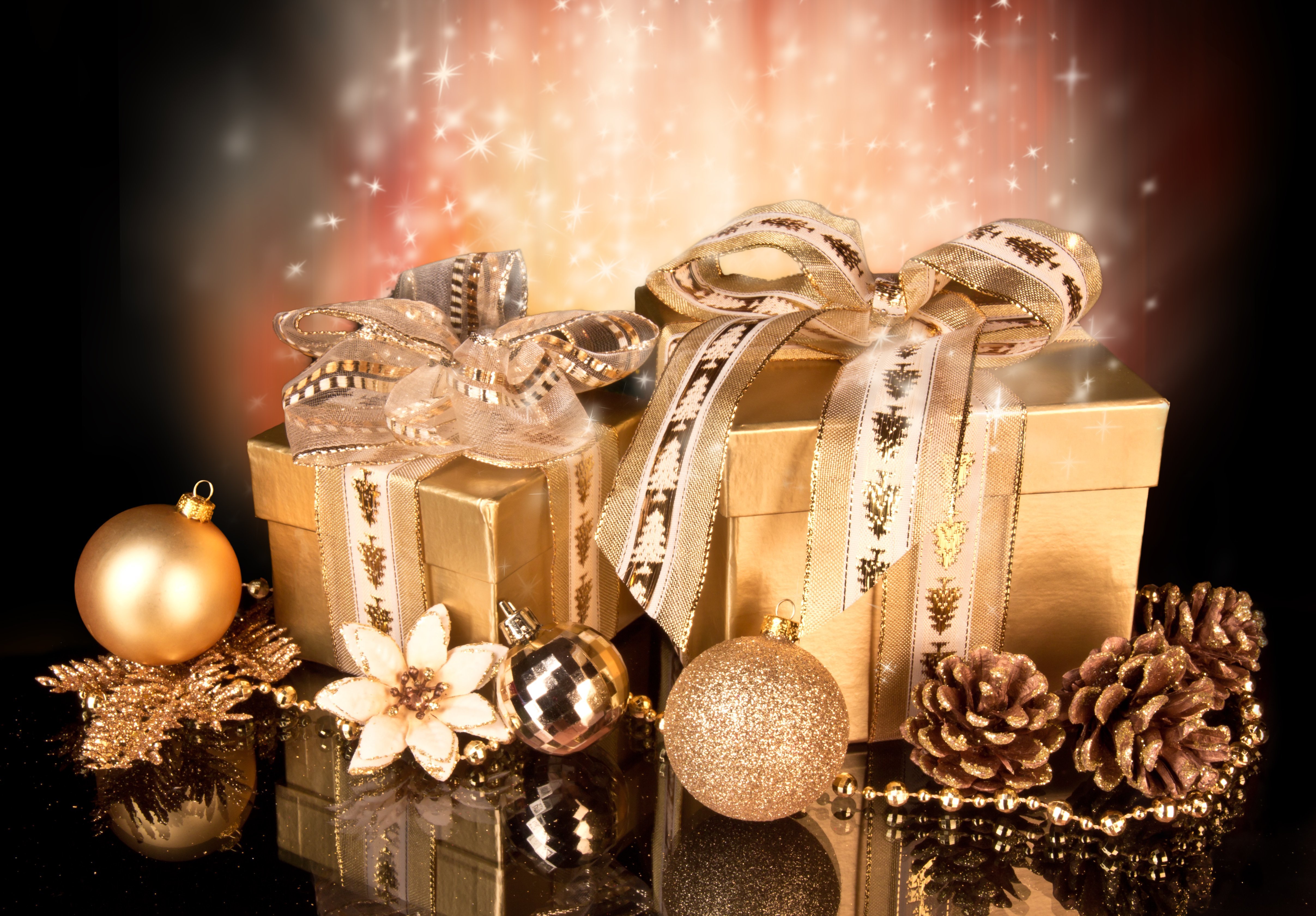Download Gift Pine Cone Golden Christmas Ornaments Holiday Christmas 4k ...