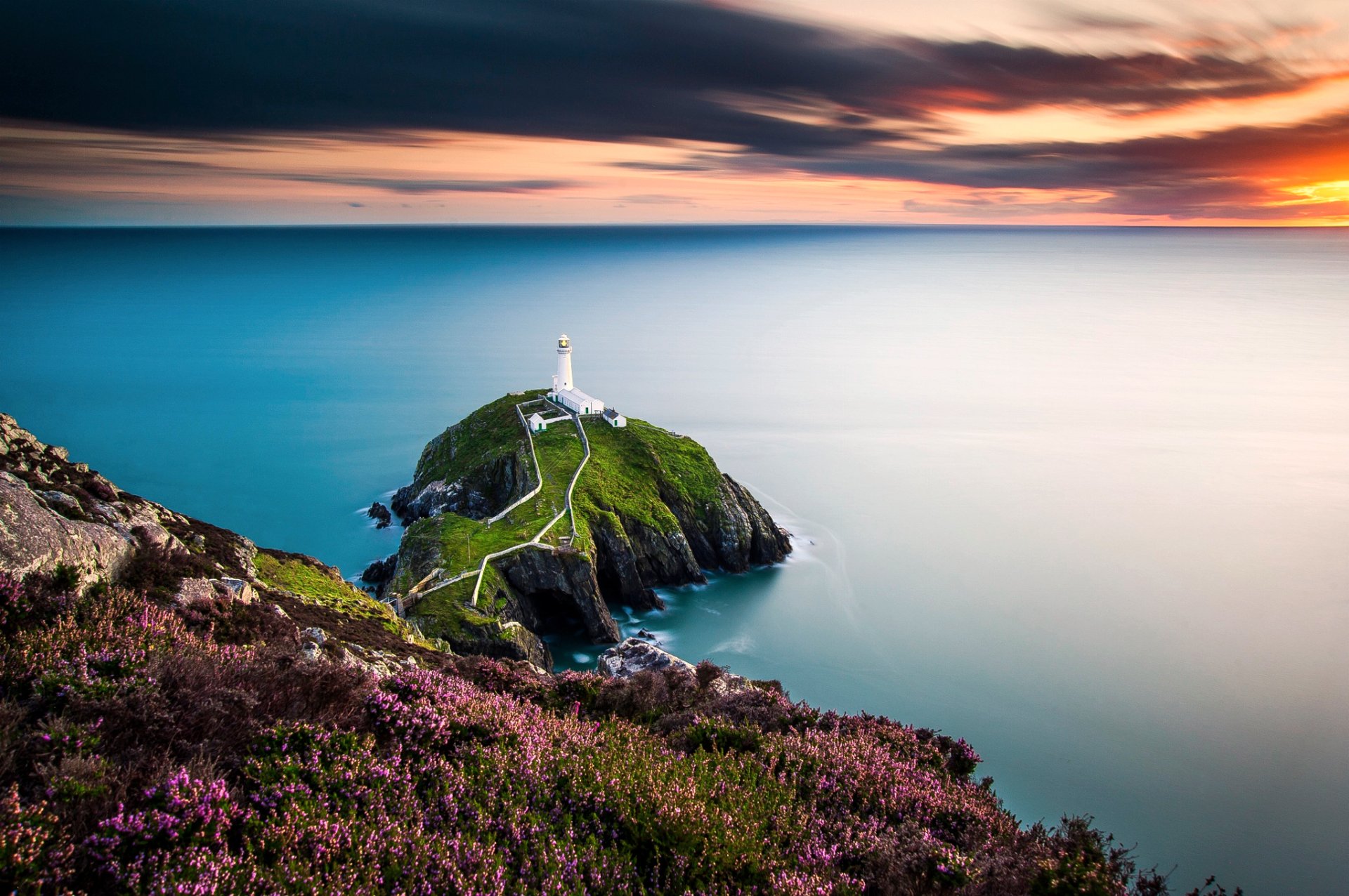 Sunset Glow Over South Stack Lighthouse Island and Blooming Heather ...