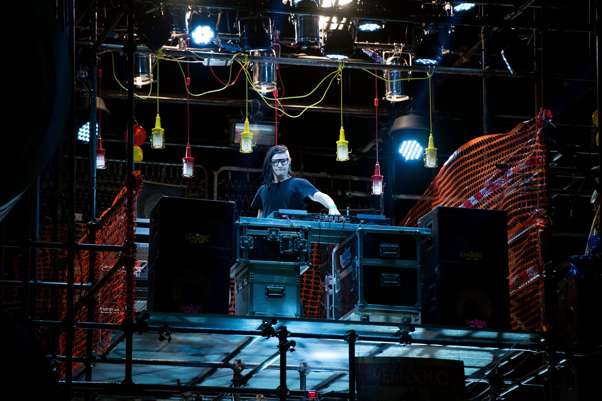 Skrillex Live Mix: Zoolander 2 Ultra HD Movie Vibes Wallpaper