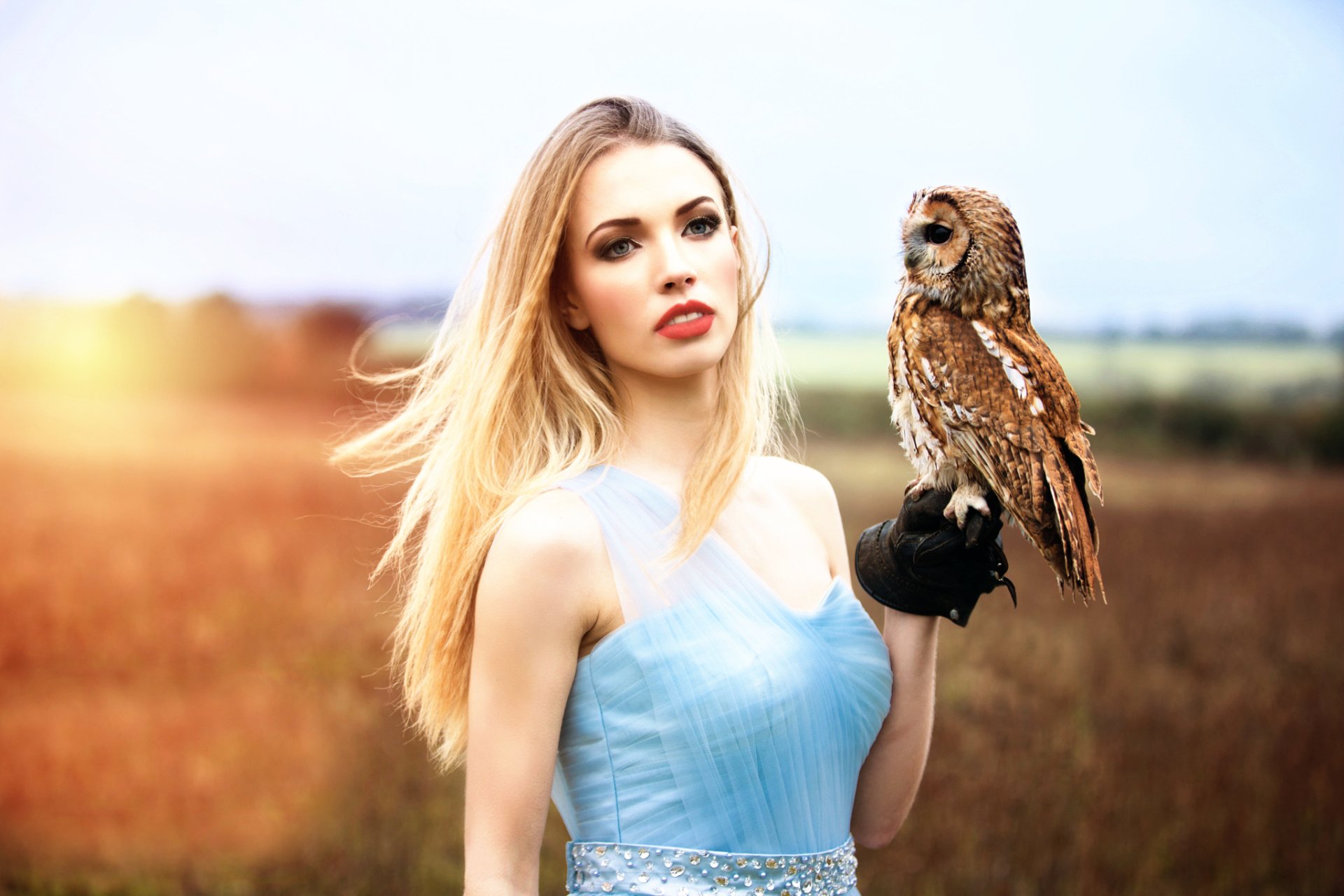 Download Outdoor Owl Lipstick Blue Eyes Blonde Bokeh Woman Model HD ...