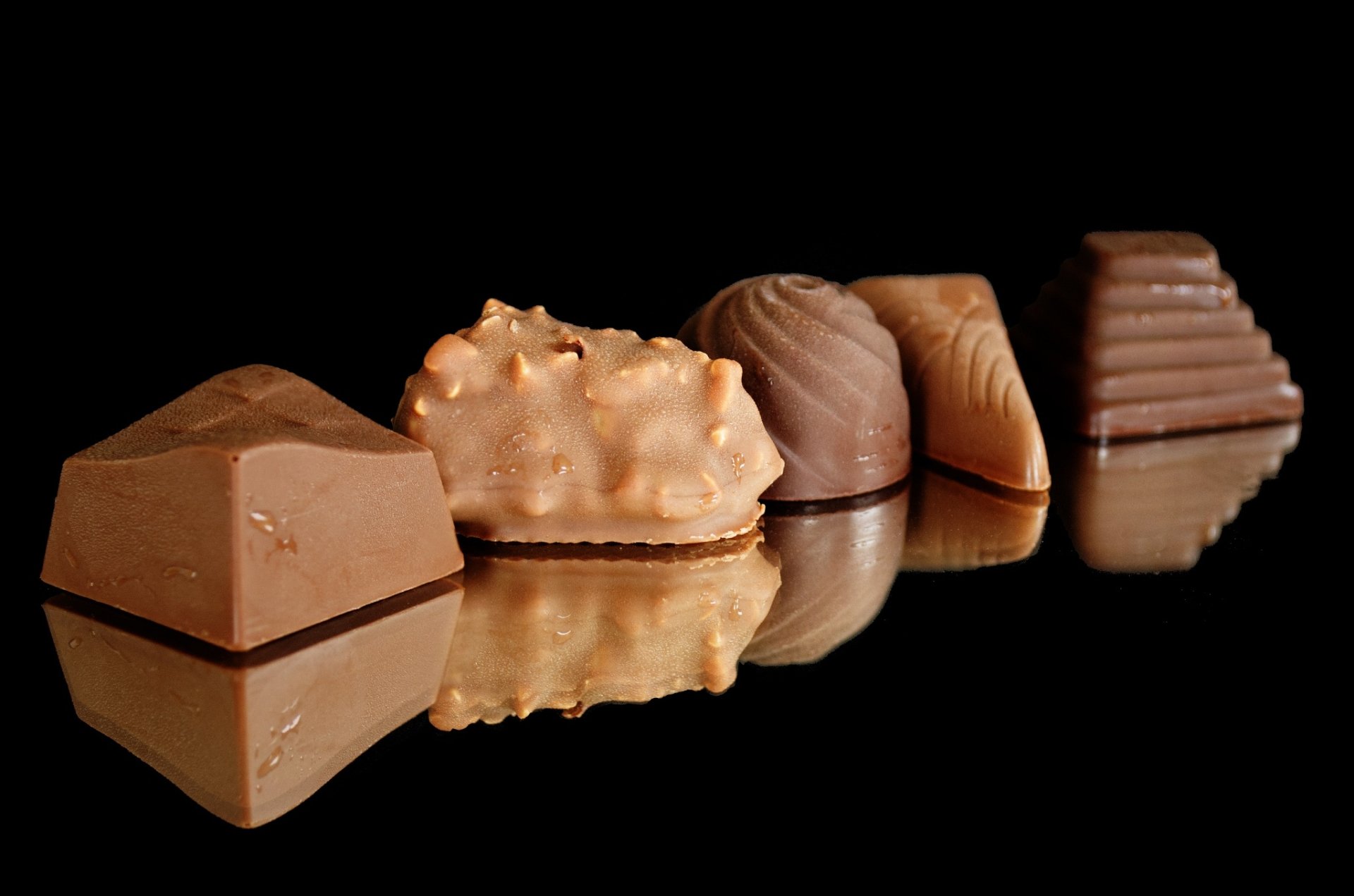 Chocolate Reflections: Decadent Sweets HD Wallpaper by Skyangel ...