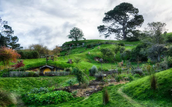 [30+] Hobbiton Wallpapers
