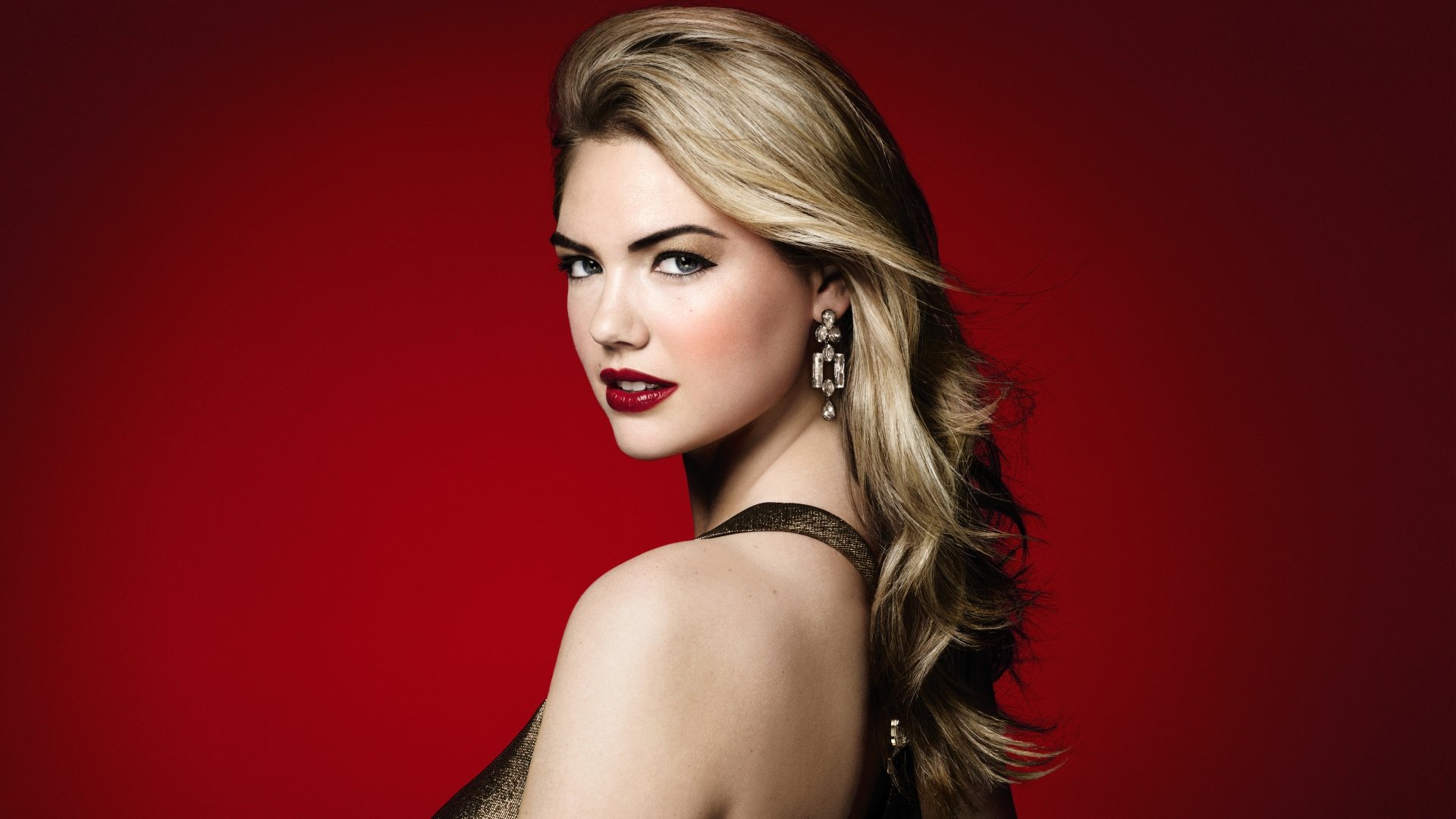 Kate Upton Stunning Celebrity Earrings 8k Ultra Hd Wallpaper
