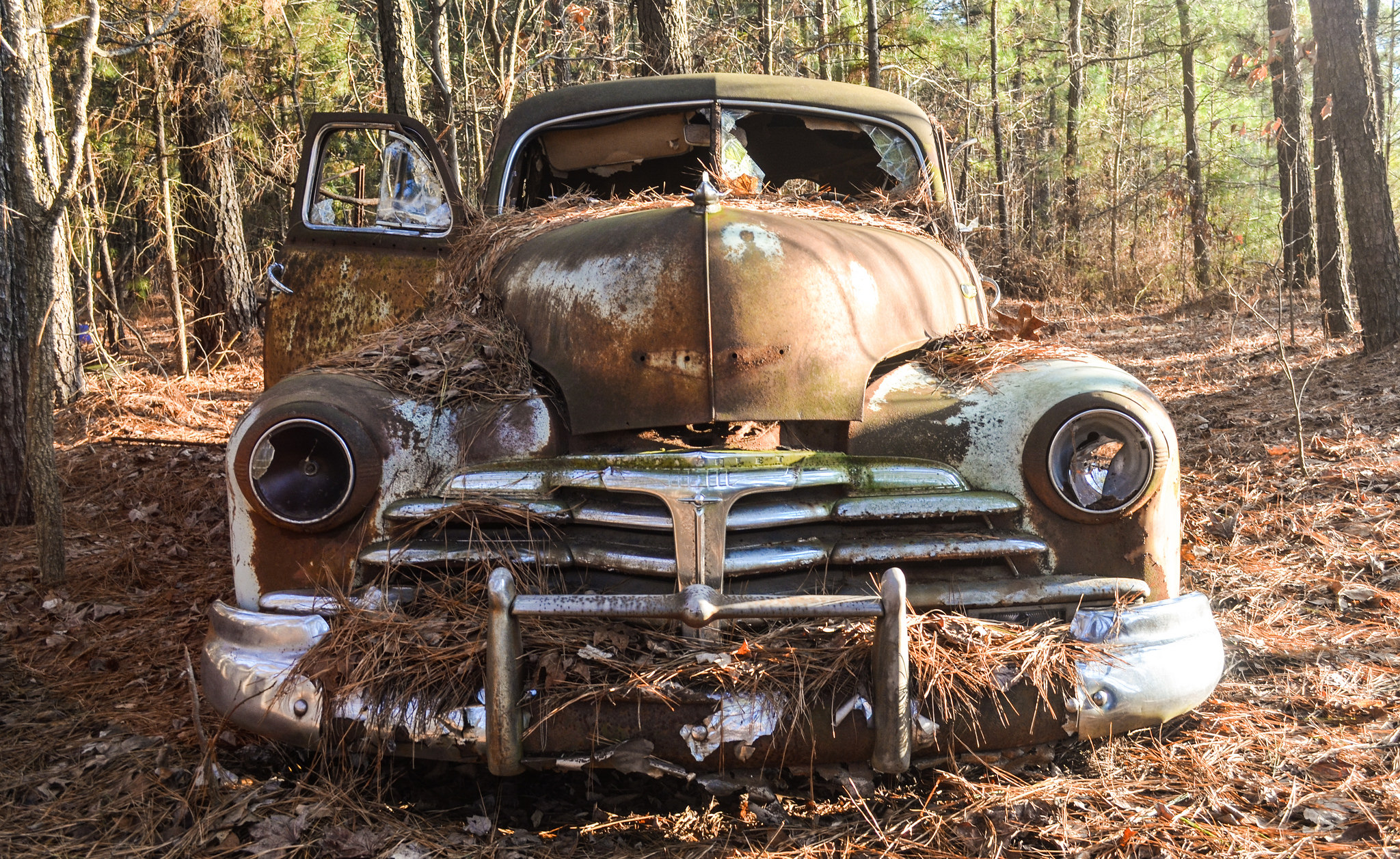 Download Vehicle Wreck HD Wallpaper