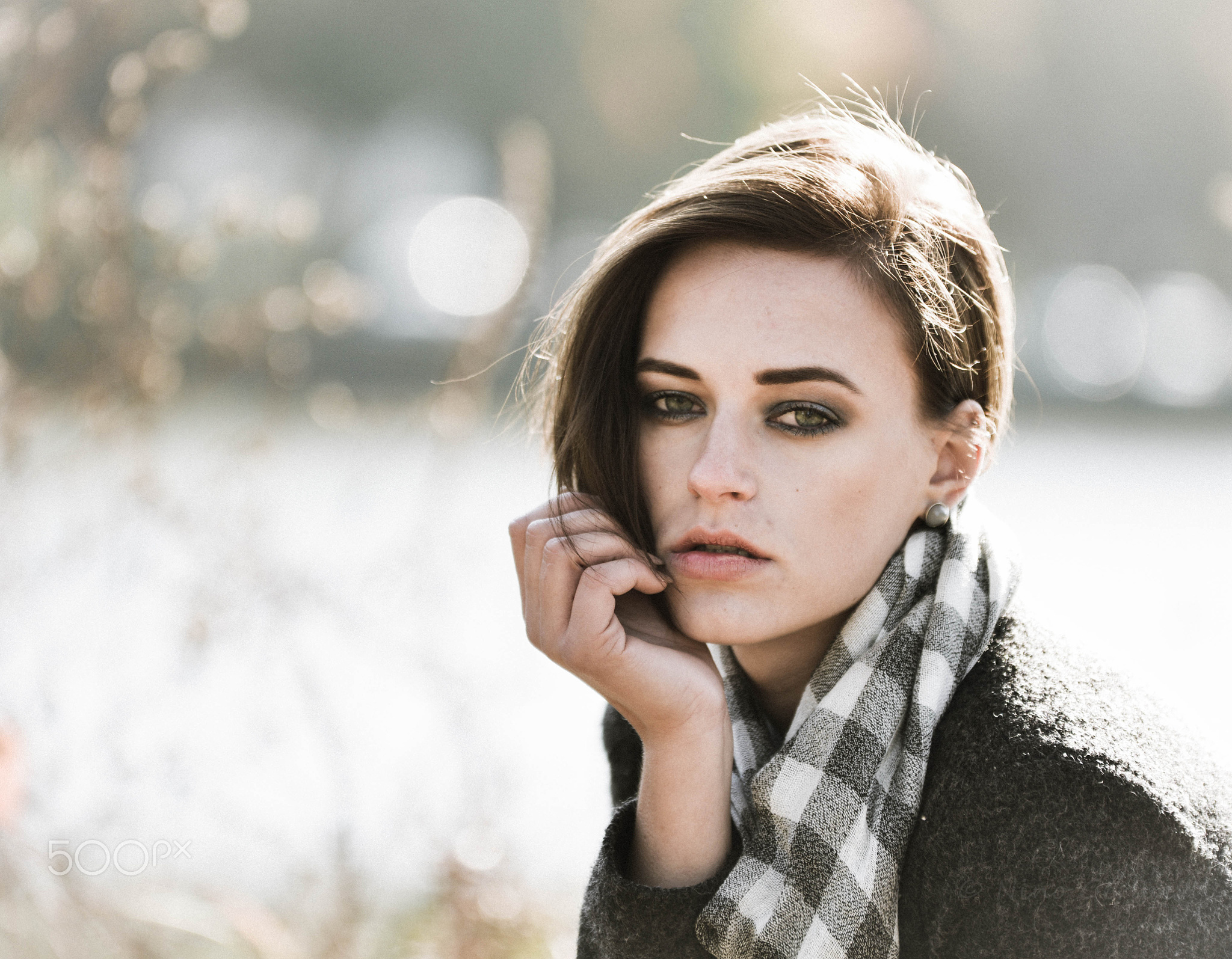 Download Woman Model HD Wallpaper