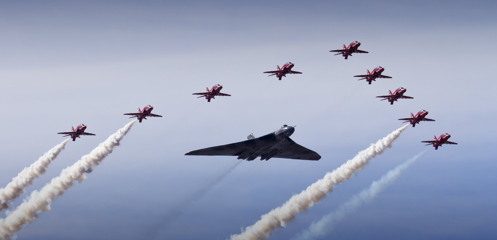 Avro Vulcan Bomber Soars with Military Jets - 4K Ultra HD Air Show ...