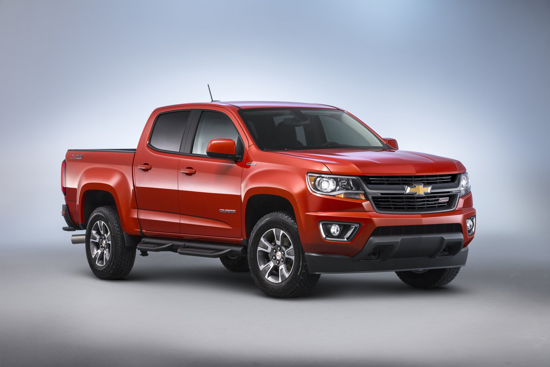 HD Wallpaper of the Bold Chevrolet Colorado Truck