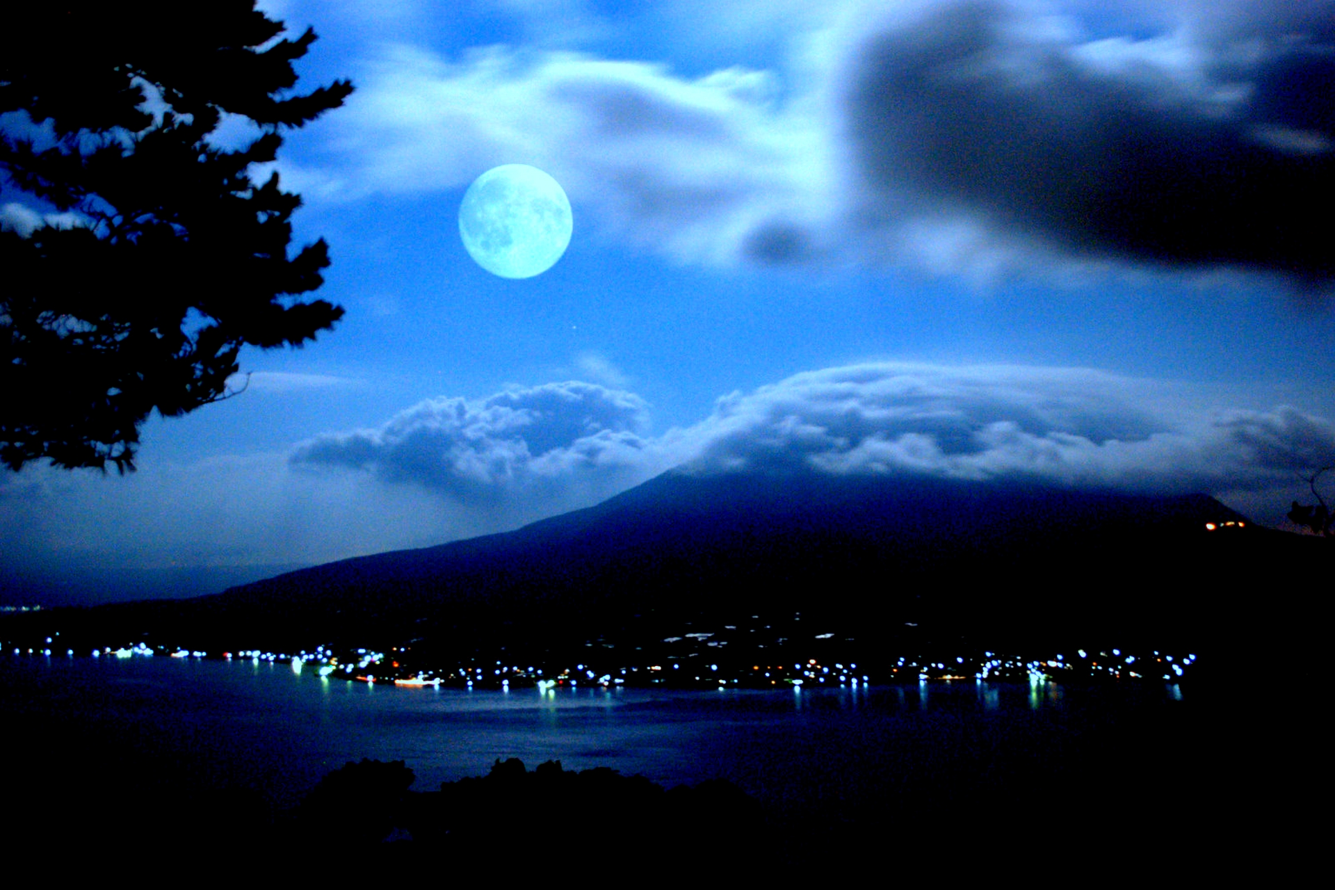 Download Cloud Night Blue Nature Moon HD Wallpaper