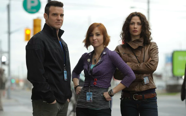 Download TV Show Warehouse 13 Wallpaper