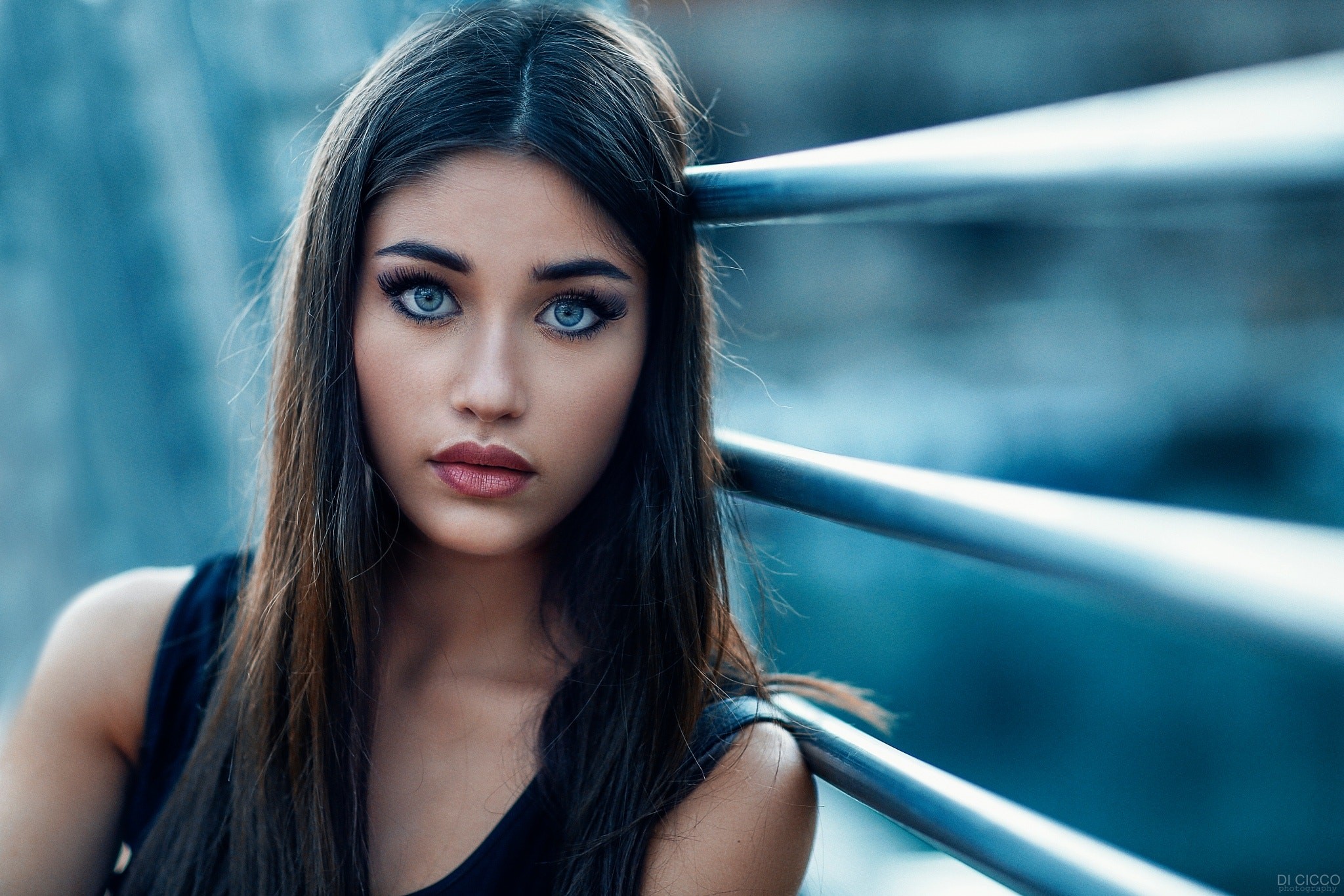 Brunette Blue's Instagram, Twitter & Facebook on IDCrawl