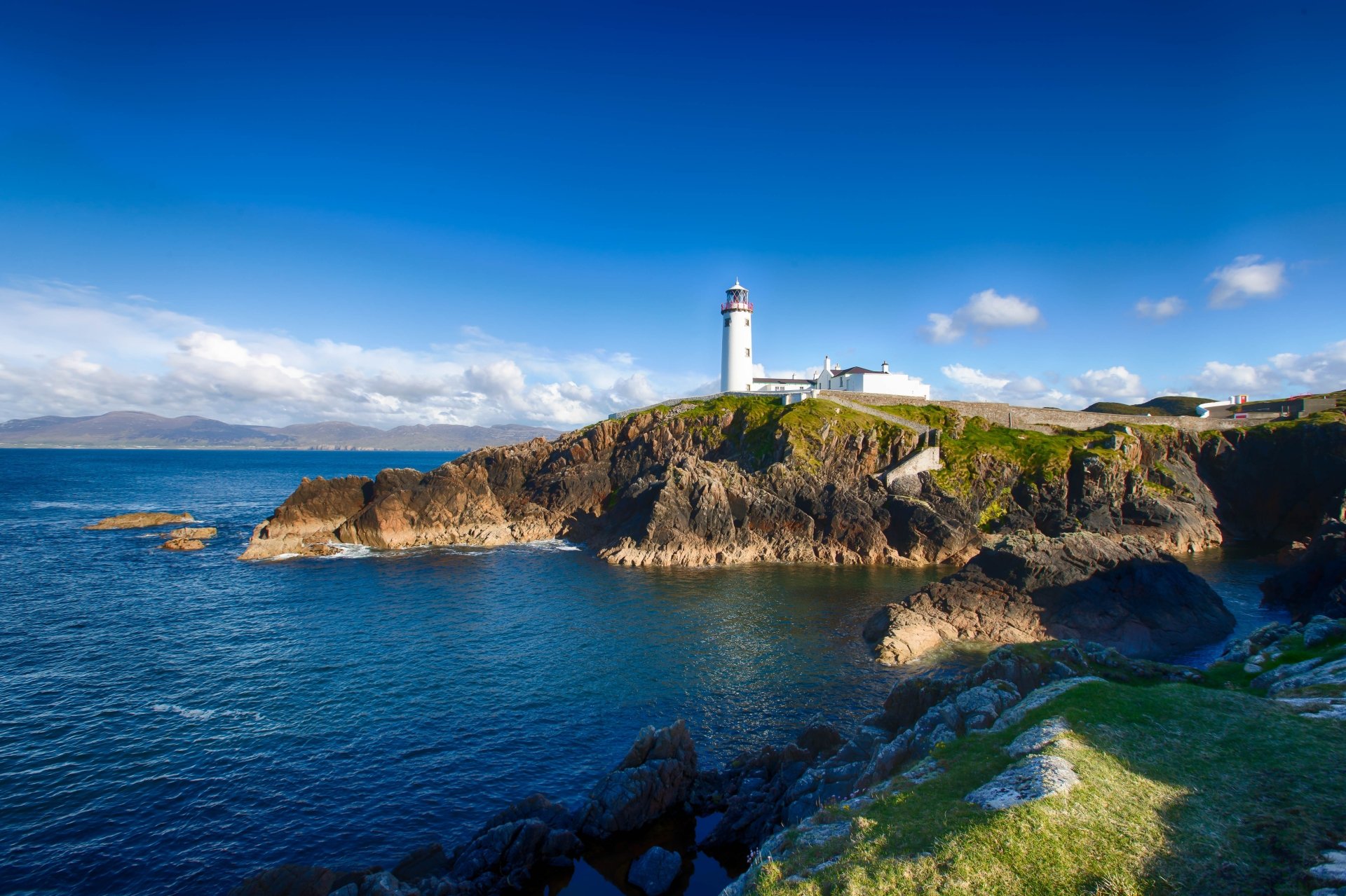 Download Sky Coast Building Man Made Lighthouse 4k Ultra HD Wallpaper