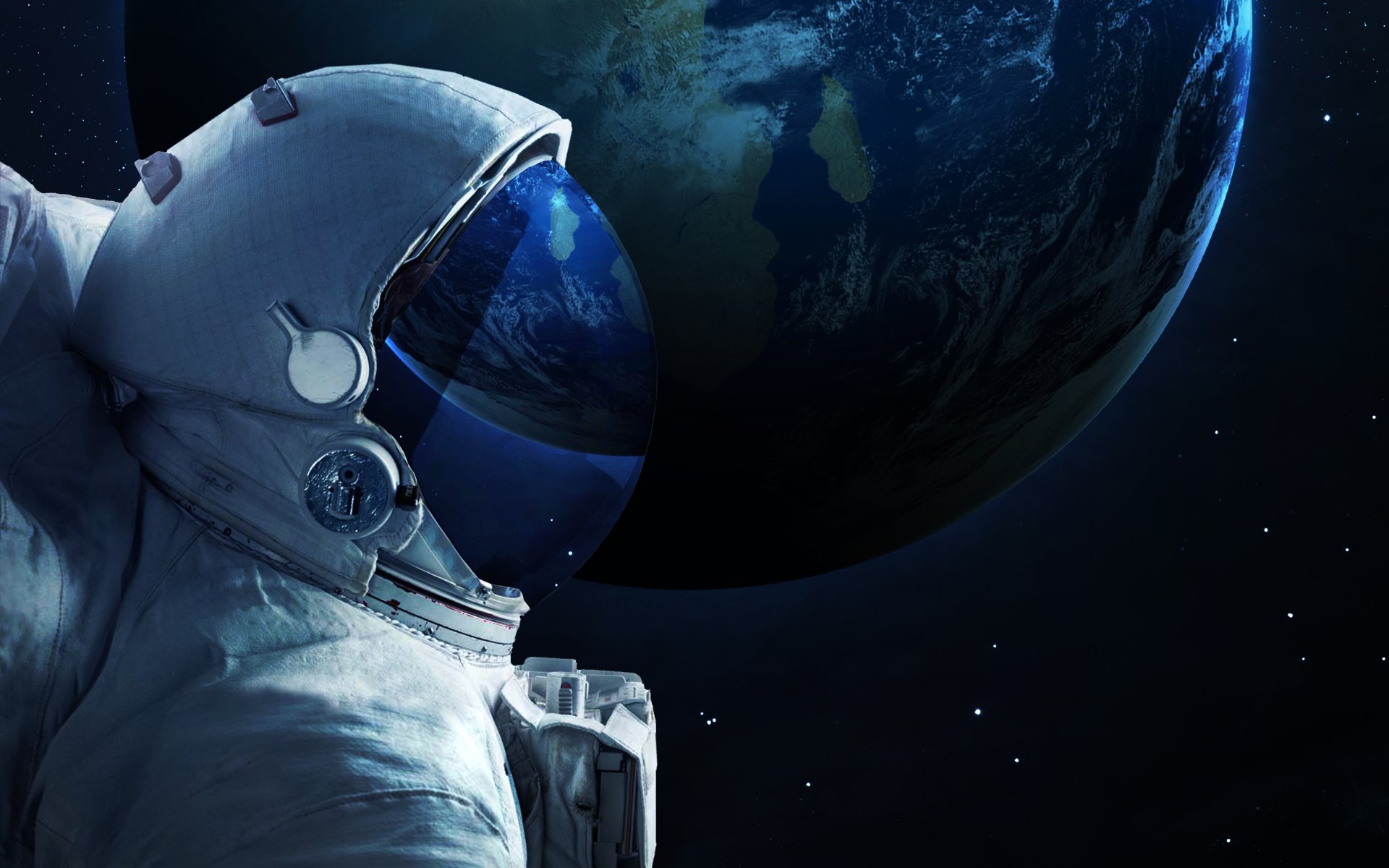 5K Ultra HD: Starbound Astronaut — Sci-Fi Space Wallpaper | 5200x3250 ...