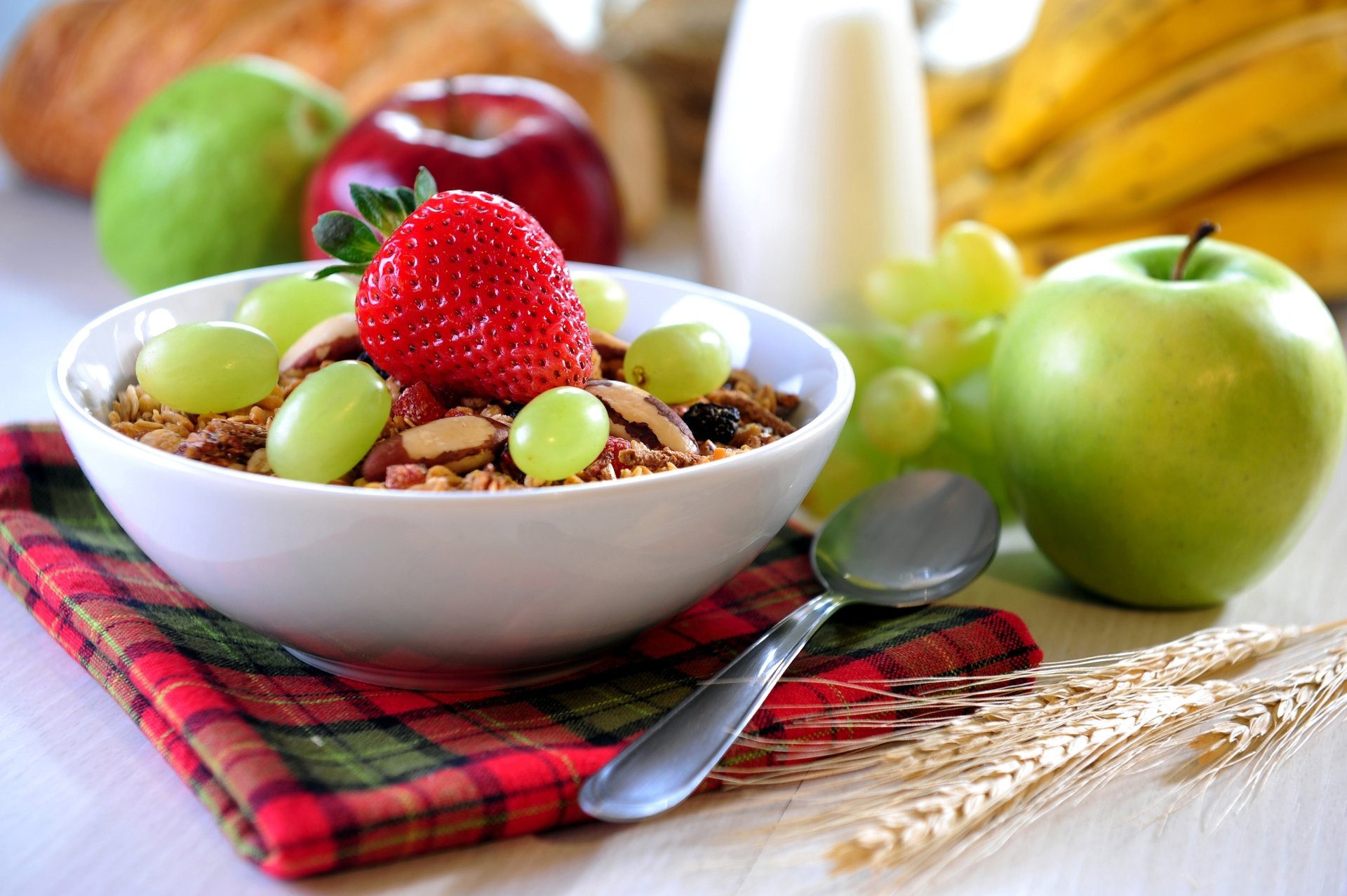 Fresh Fruit Breakfast Delight: HD Wallpaper for a Healthy Start