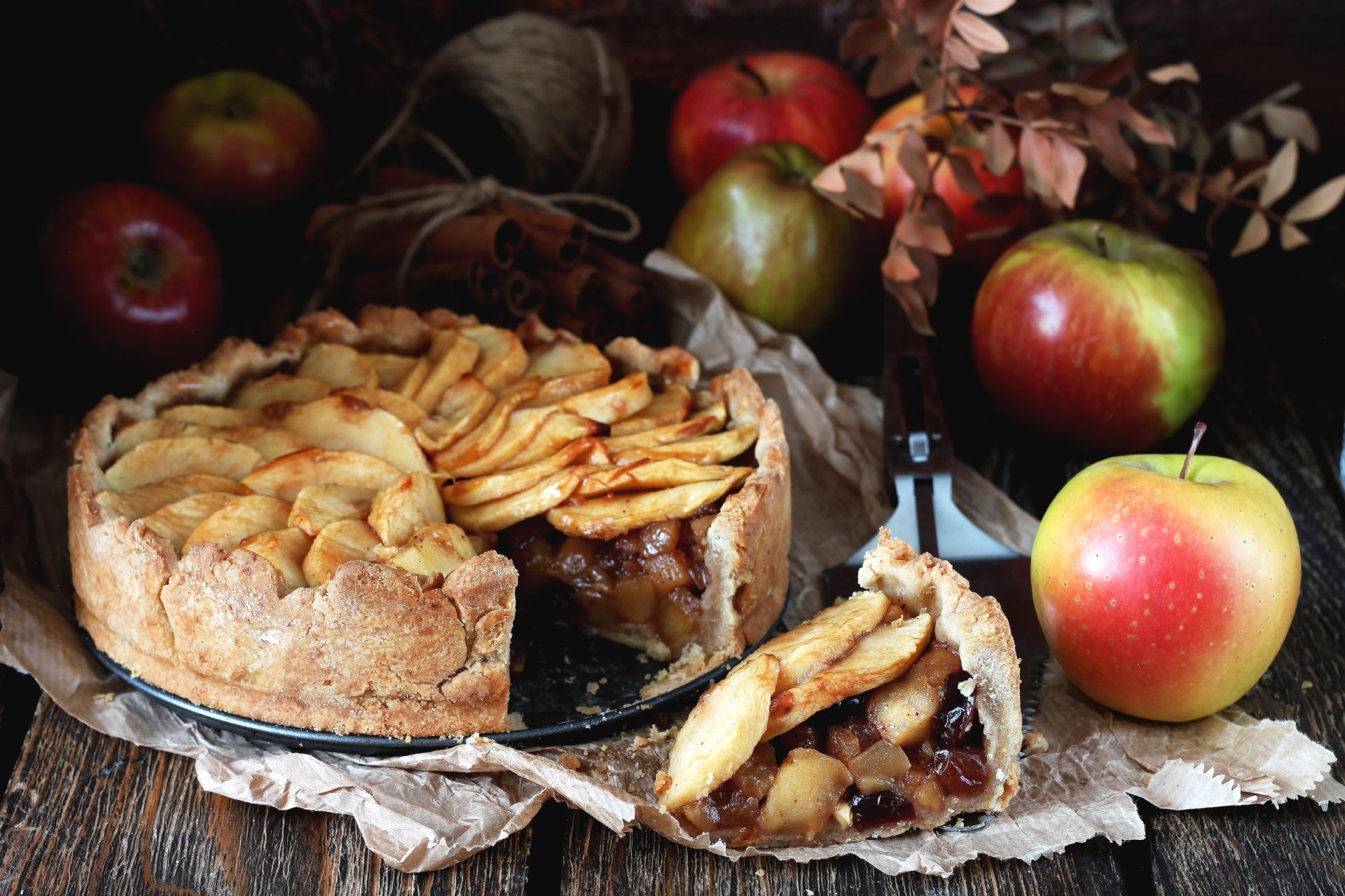 Rustic Apple Pie Delight: HD Still Life Pastry & Fresh Fruit Elegance ...