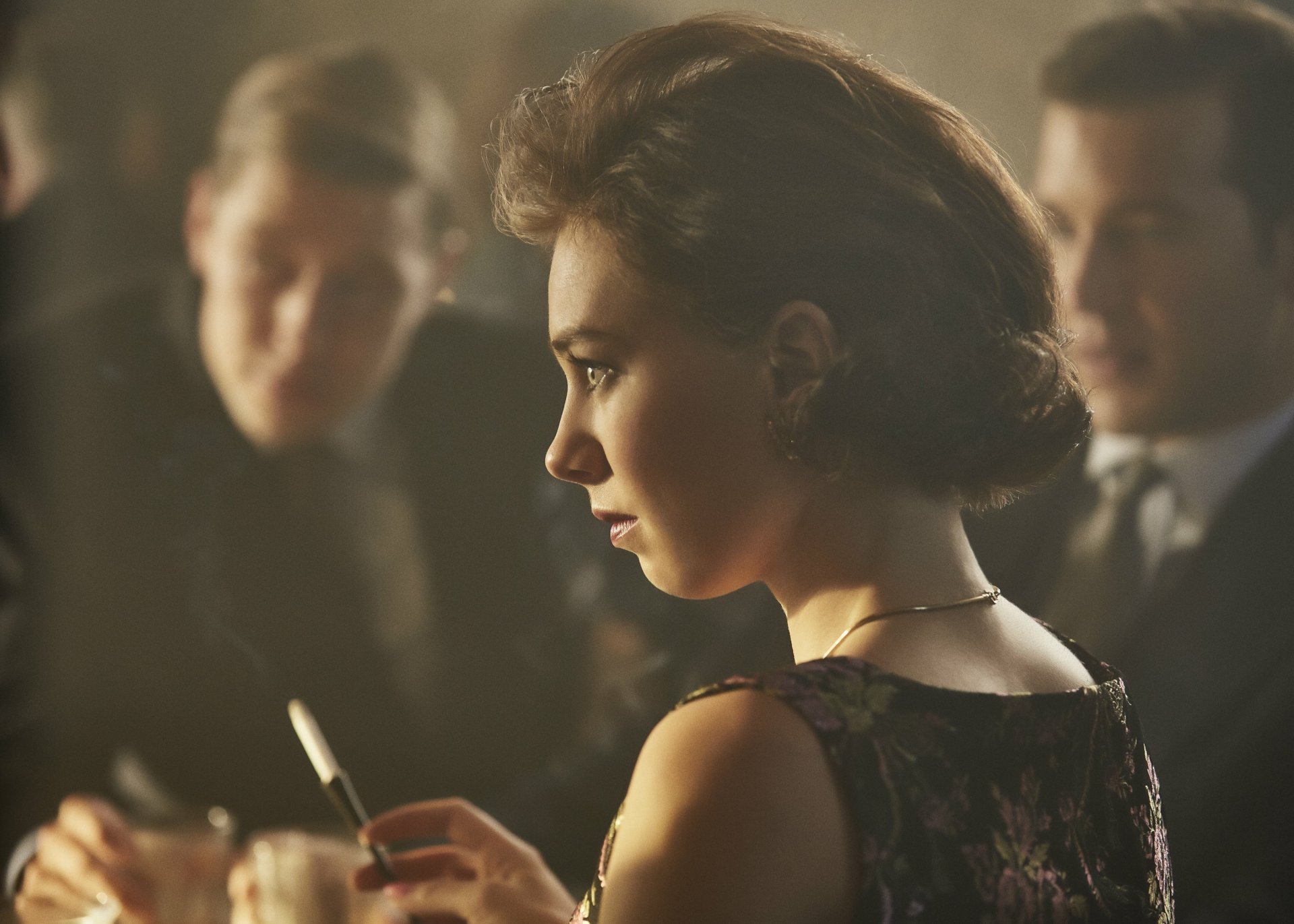 Download Vanessa Kirby Princess Margaret TV Show The Crown HD Wallpaper