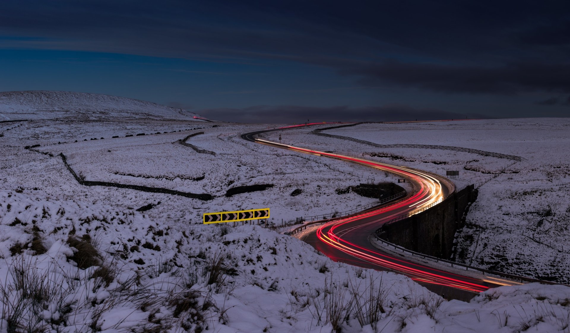 2K Quad HD - Midnight Snowline: Curving Road Time-Lapse | 2921x1707 ...
