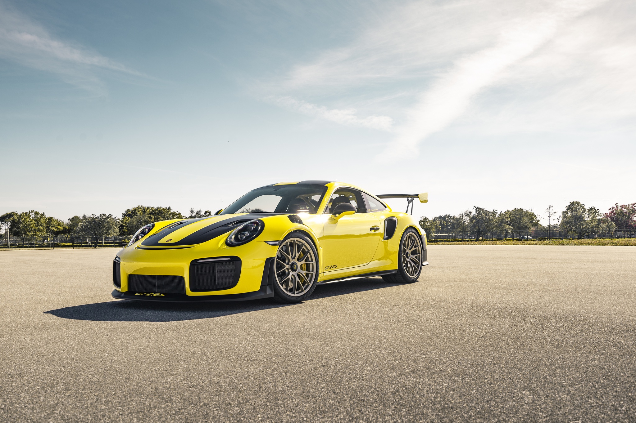 Download Car Porsche Porsche 911 Porsche 911 GT2 Vehicle Porsche 911 ...
